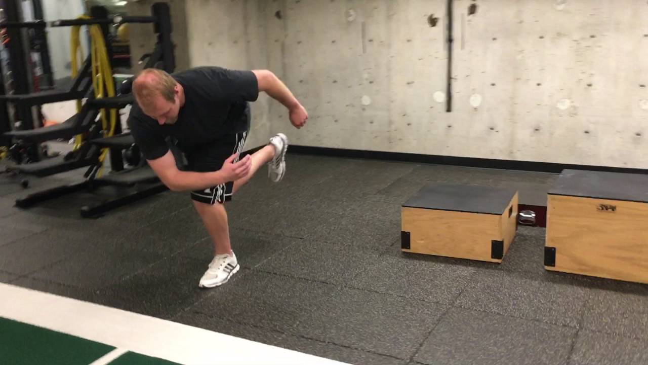 SL Glute Loaded Lunge Iso - YouTube
