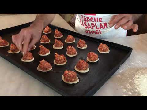 DÜNYA'NIN EN KÜÇÜK LAHMACUNU (Bedii Usta - Tarsus, Mersin, Fındık Lahmacun)