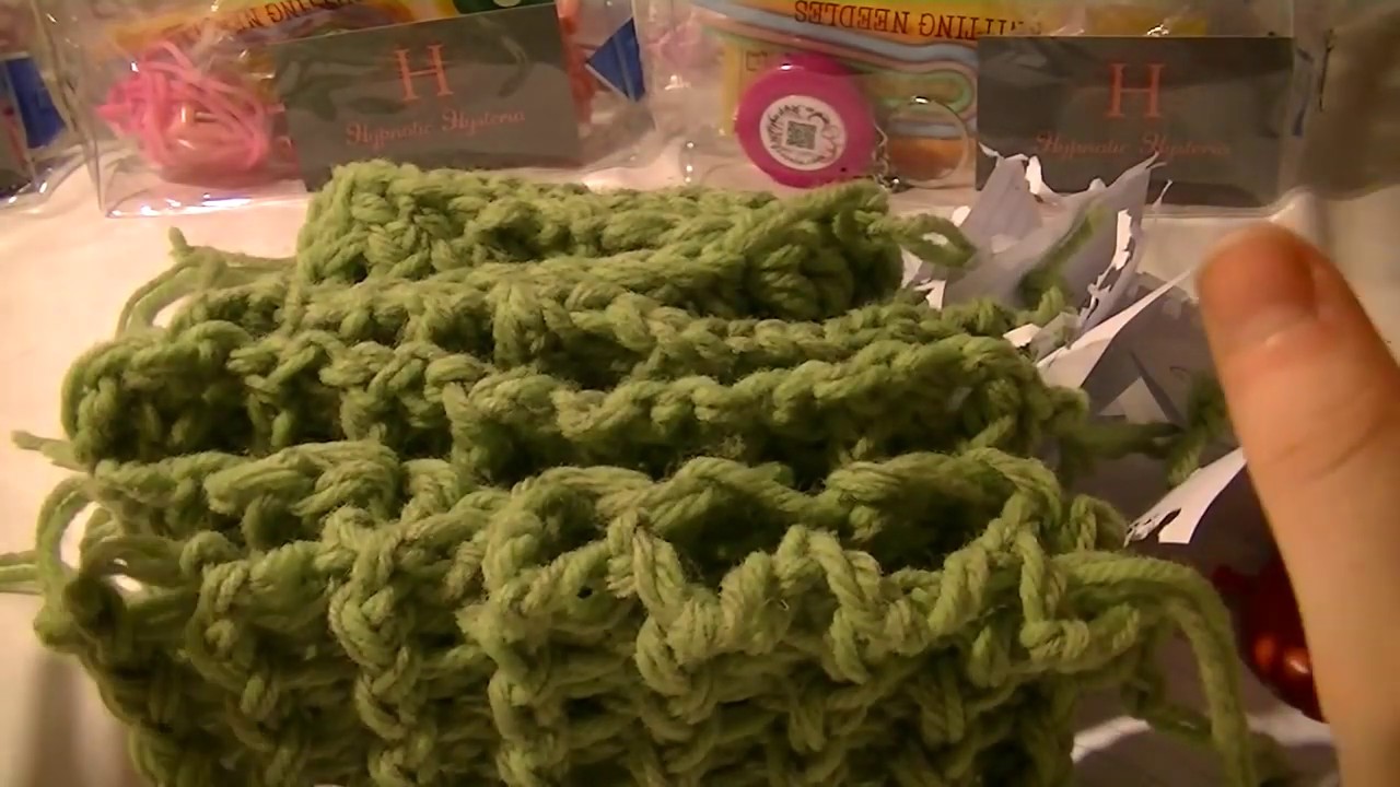 Vlog Week 7 Different ways to cast off the figure 8 loom stitch - YouTube