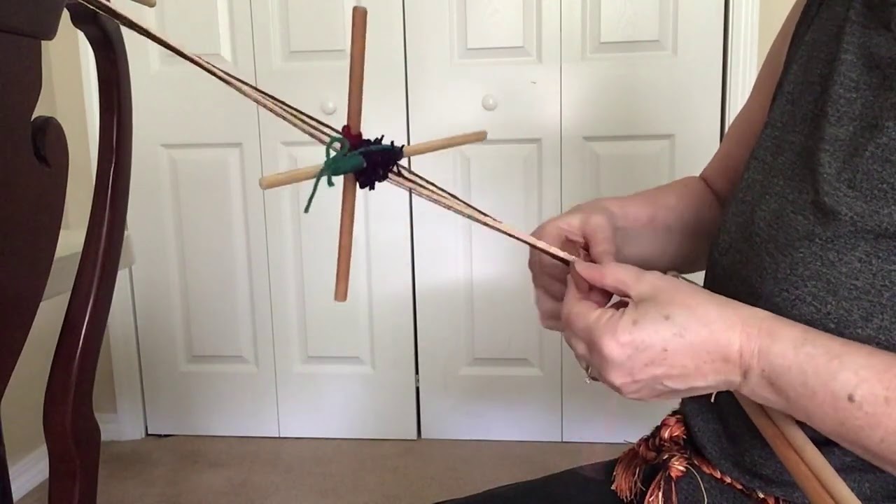 Beginning Backstrap Weaving #2 - YouTube