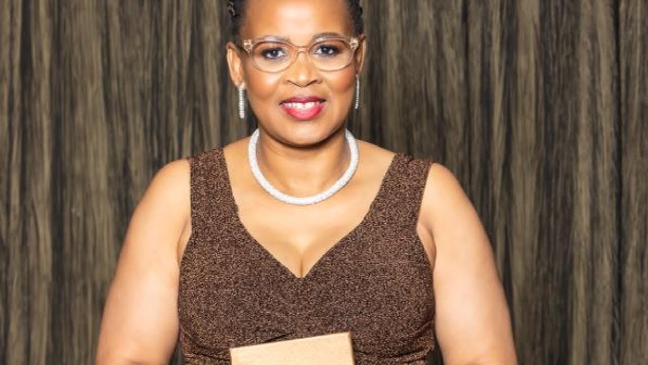 #MondayMotivation with Sapphire Manager, Nolufefe Dlamini - YouTube