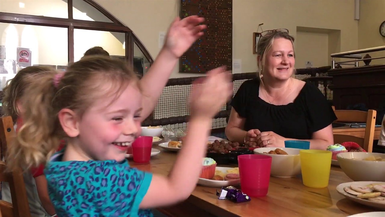 What's it like being a minister? Tracey Hume - YouTube