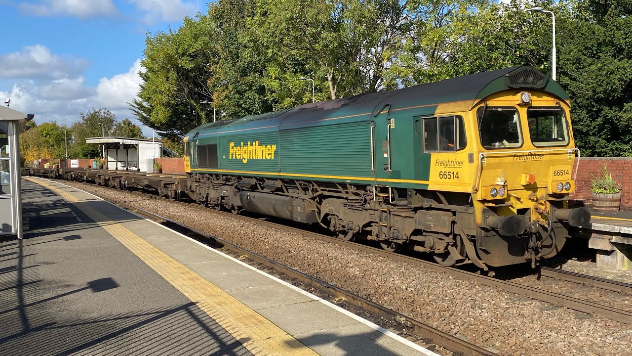 66514 Freightliner 4L87 containers with 66536 on tow 13:41 Lea Road 10 ...