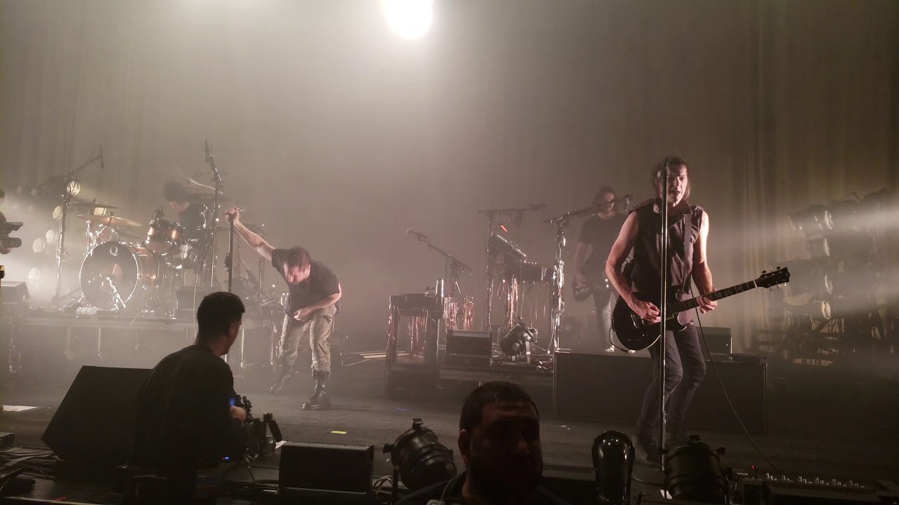 "Help Me I'm in Hell"/"Happiness in Slavery" Nine Inch Nails night #3 ...