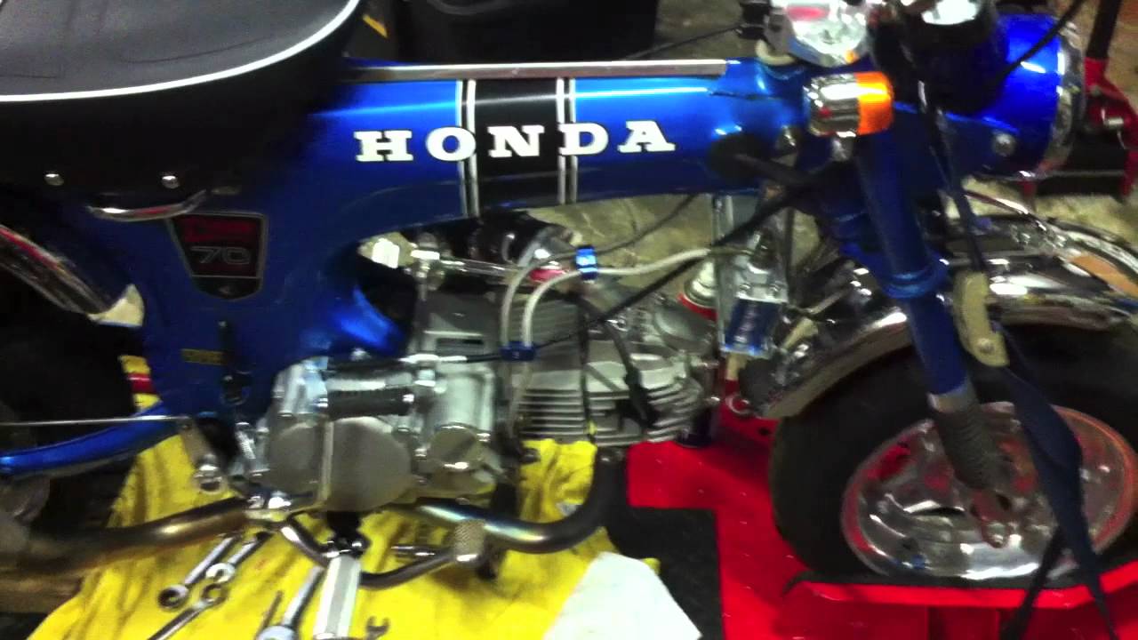 Honda Dax ST70 KO 1969 - YouTube