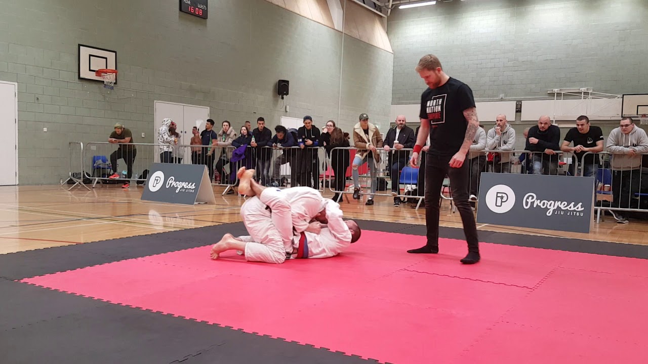 Mark Grainger - EMPIRE Manchester (match for Bronze) - YouTube