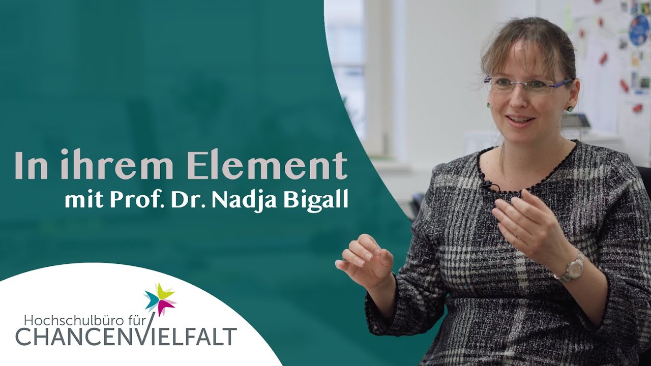 "In ihrem Element" mit Prof. Dr. Nadja Bigall - YouTube