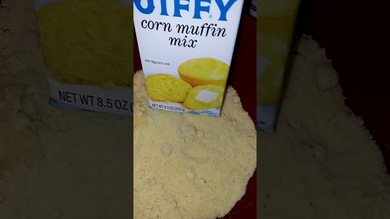 Live Weevils crawling in Jiffy Corn Mix. - YouTube