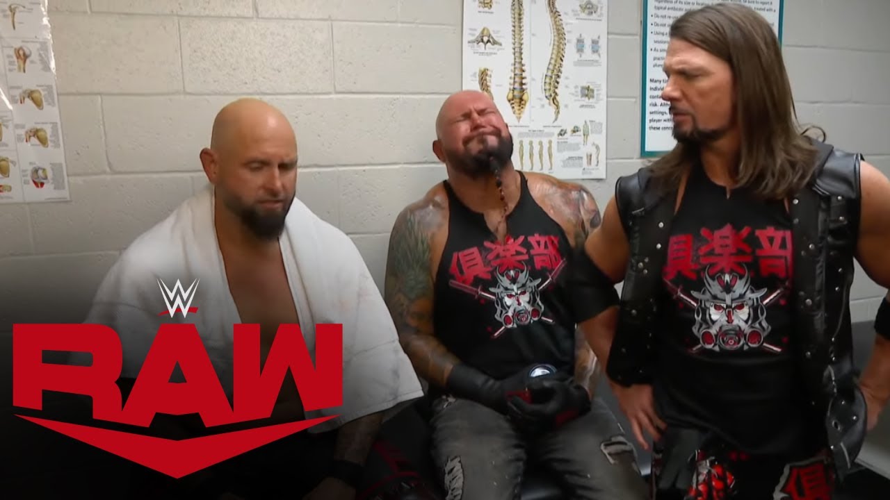 Luke Gallows makes the painful mistake of trying to charm Rhea Ripley ...
