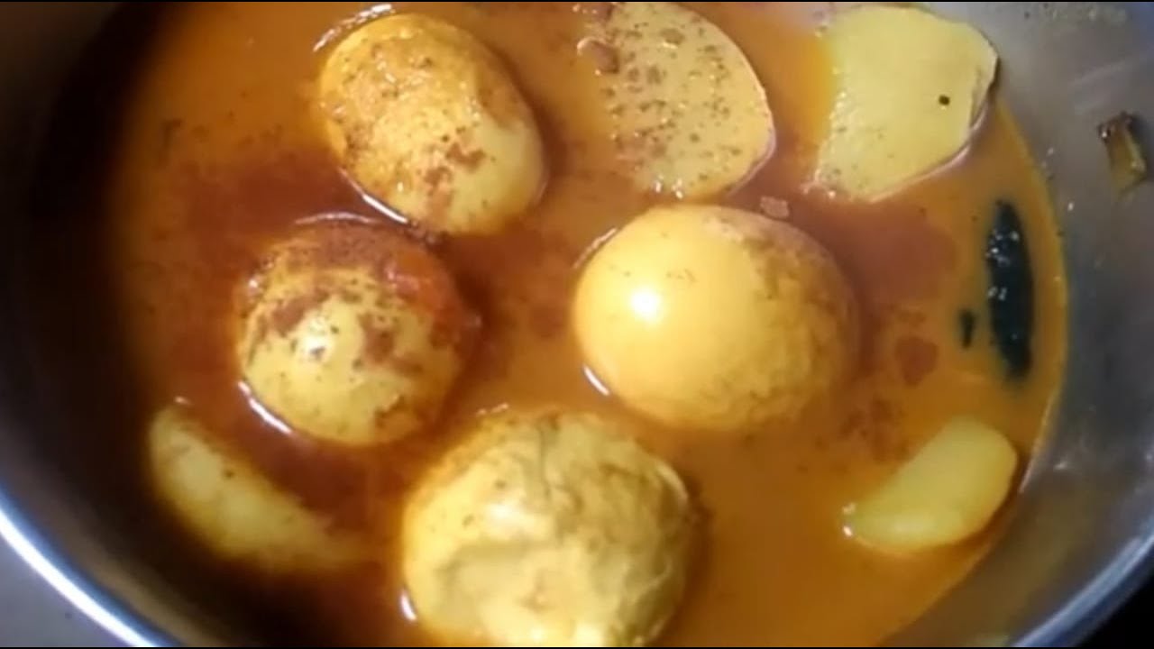 Dimer Jhol - Bengali Dimer Jhol Recipe - Indian Village Style Cooking ...