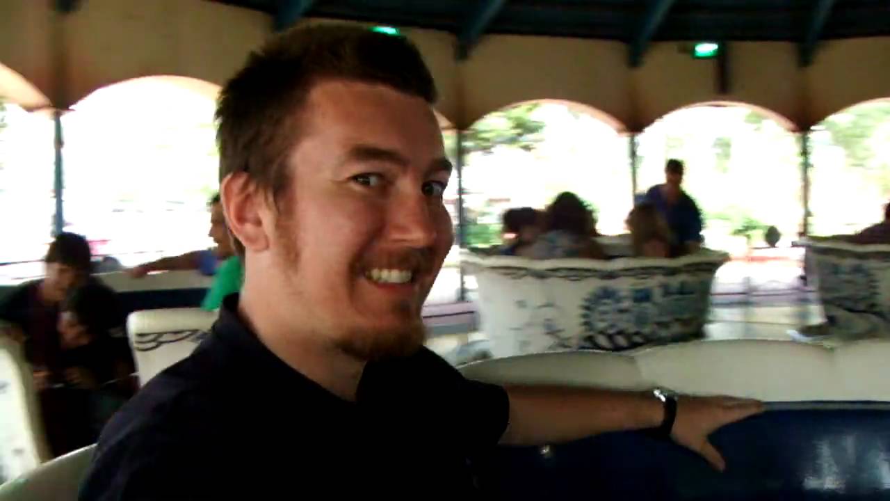 Storm in a Tea Cup ride at Thorpe Park part 1 - YouTube