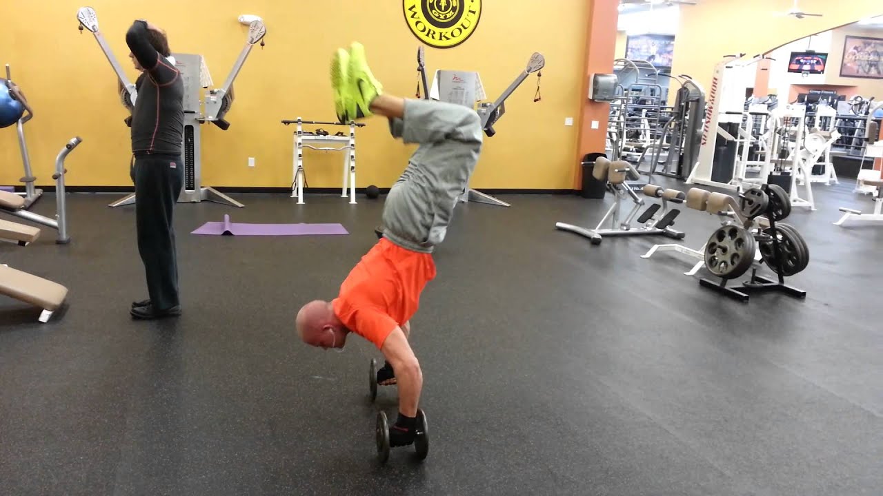 Handstand crunches! - YouTube