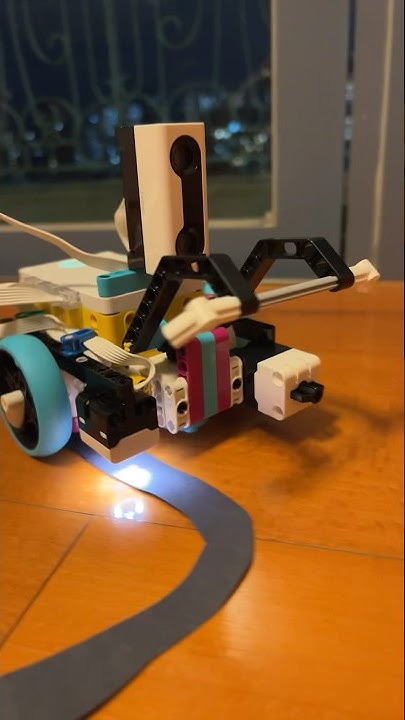Lego Spike Prime line follower car - YouTube