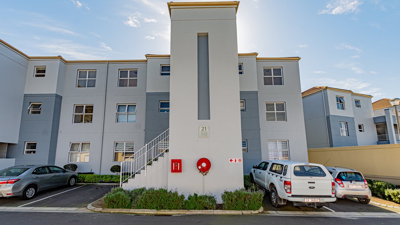 Vredekloof Square offering a quaint 2 bedroom apartment for sale - YouTube