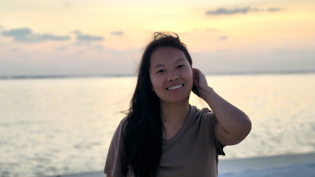 Tus Neeg Ruam - R-Lin Thoj (Short Cover by Mai Yee) - YouTube