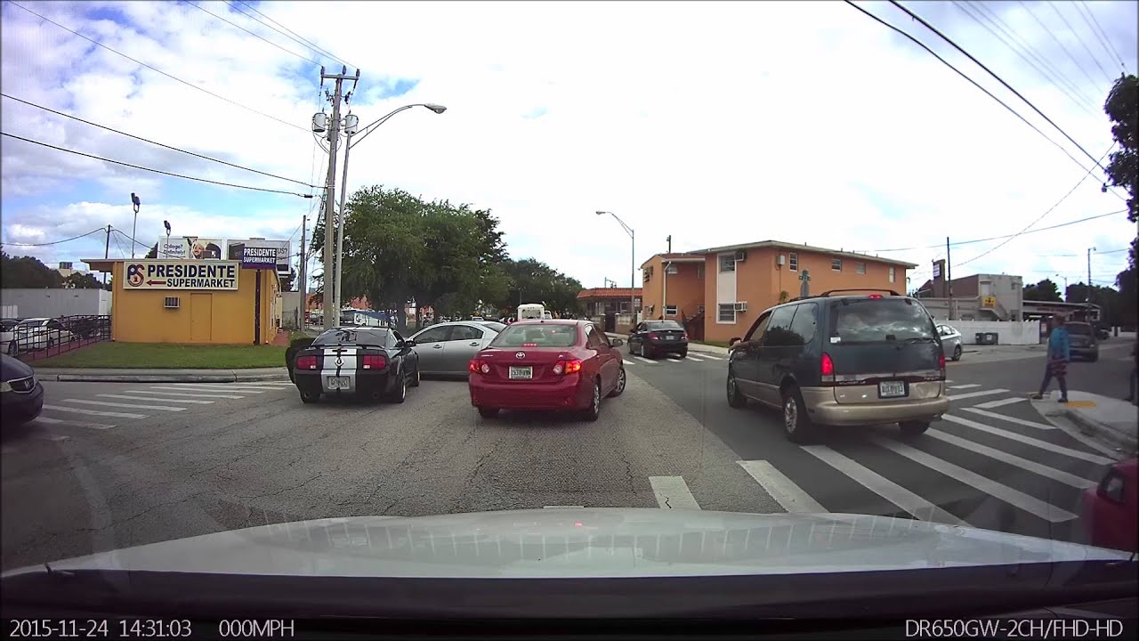 Accident caught on Dash Cam Miami - YouTube