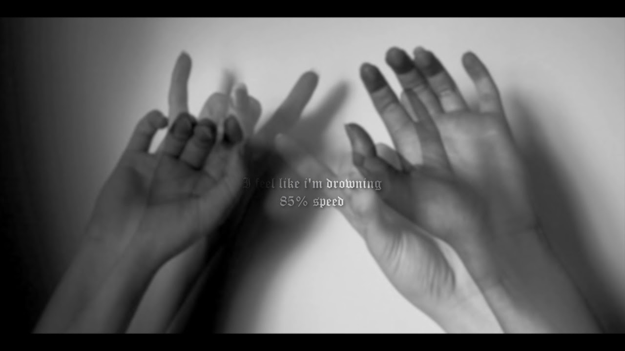 Two Feet - I Feel Like I'm Drowning [SLOWED] - YouTube