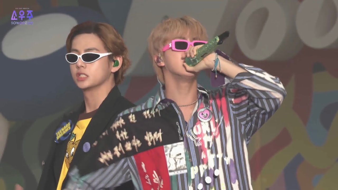 BTS 'CHICKEN NOODLE SOUP' LIVE AT BTS FESTA 2021 - YouTube Music
