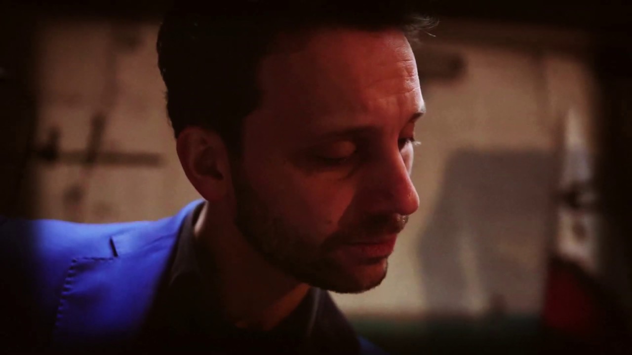 Martin de Ruiter trio plays: Milonga en la calle del delfin verde - YouTube