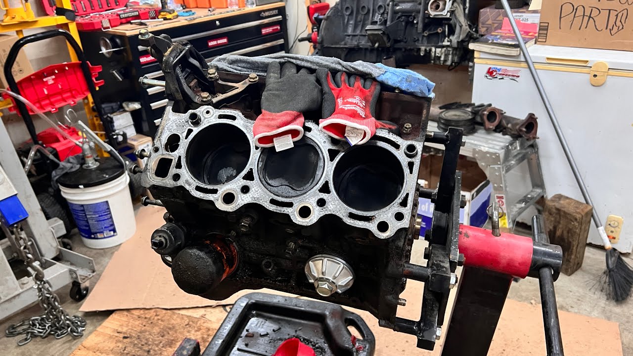 THE 5VZE HEAD ARE OUT | 3.4 SWAP - YouTube