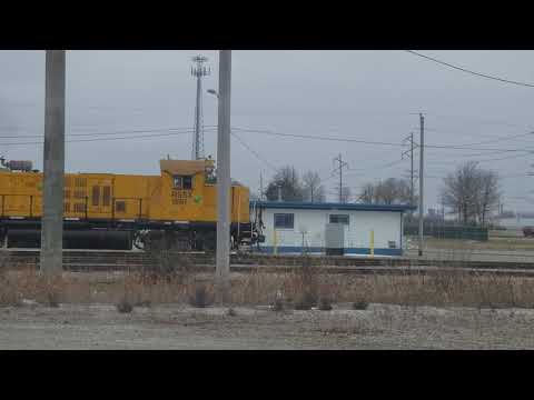 (OV) RSSX 1681 and 1051 Switching in Decatur, IL - YouTube