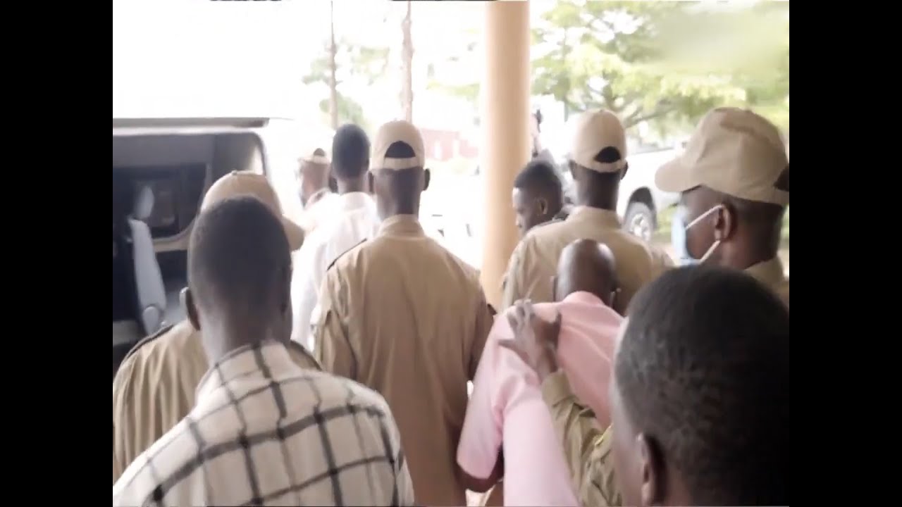 Video : Reba uko CG Emmanuel Gasana yaje arinzwe bikomeye , mu rukiko ...