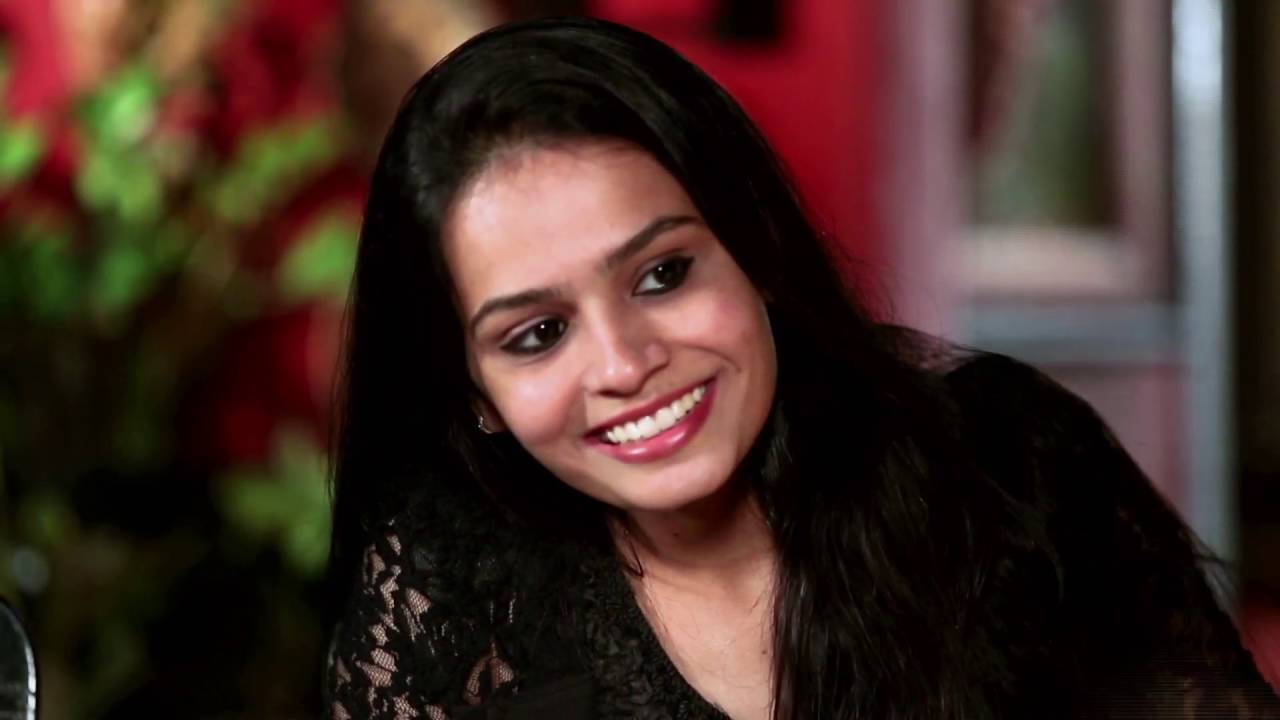 Sabyasachi for band baaja bride - BBB Season 6 - YouTube