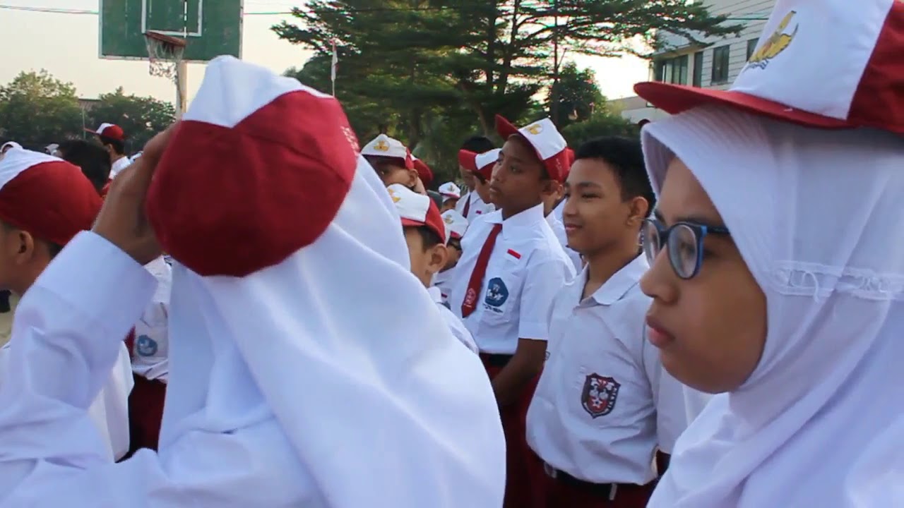 Hari Pertama Sekolah ( SLB NEGERI 01 JAKARTA ) - YouTube