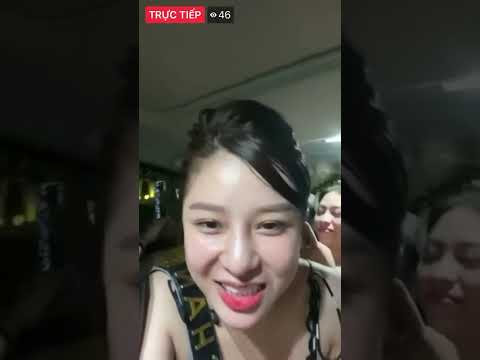 Hotgirl Bigo live lộ hàng hơi thâm - Bigo hotgirl exposes great goods