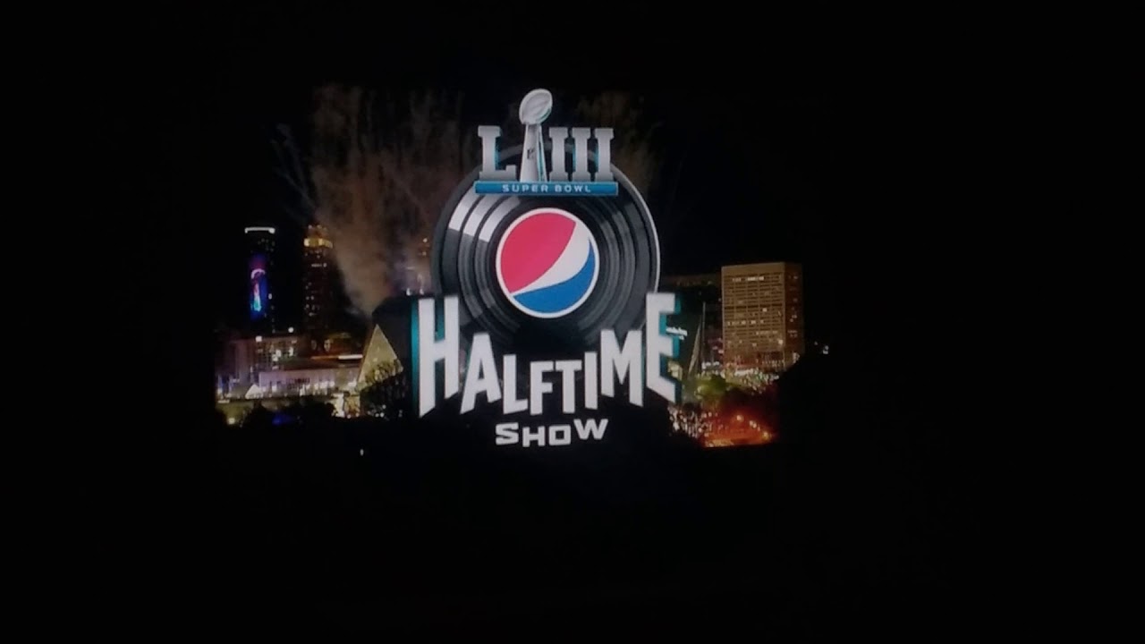 SpongeBob Halftime Show who? - YouTube