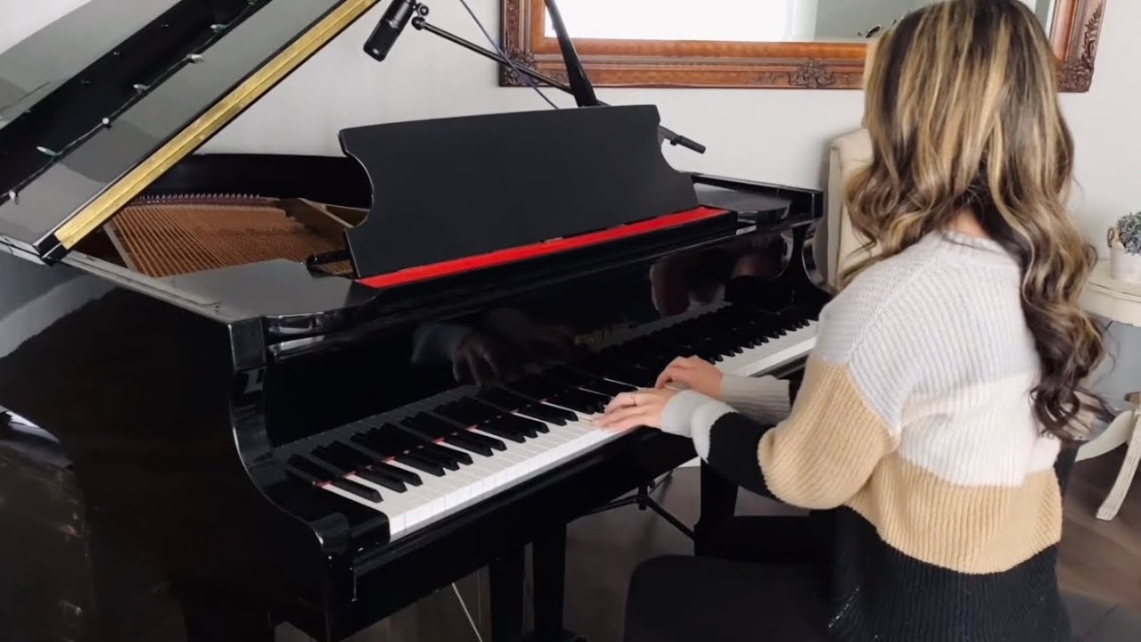 Stranger Things - Main Theme (Cover by Ellie Orr) - YouTube
