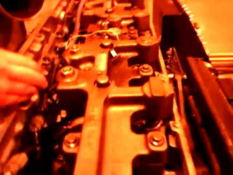 Setting jake brakes on an ISM Cummins - YouTube