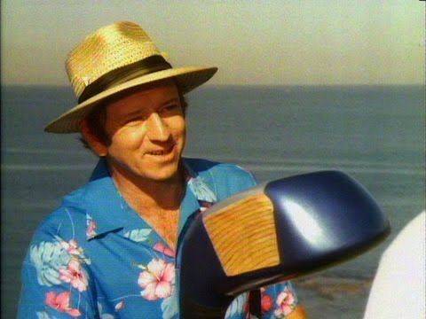 (MOJO Classics) Max Walker 'World's Worst Golfer' - Tooheys 2.2 Lite Ad ...