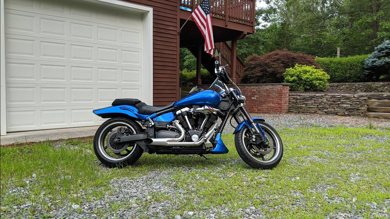 2008 Yamaha Roadstar Warrior 1700cc 102ci muscle cruiser - YouTube