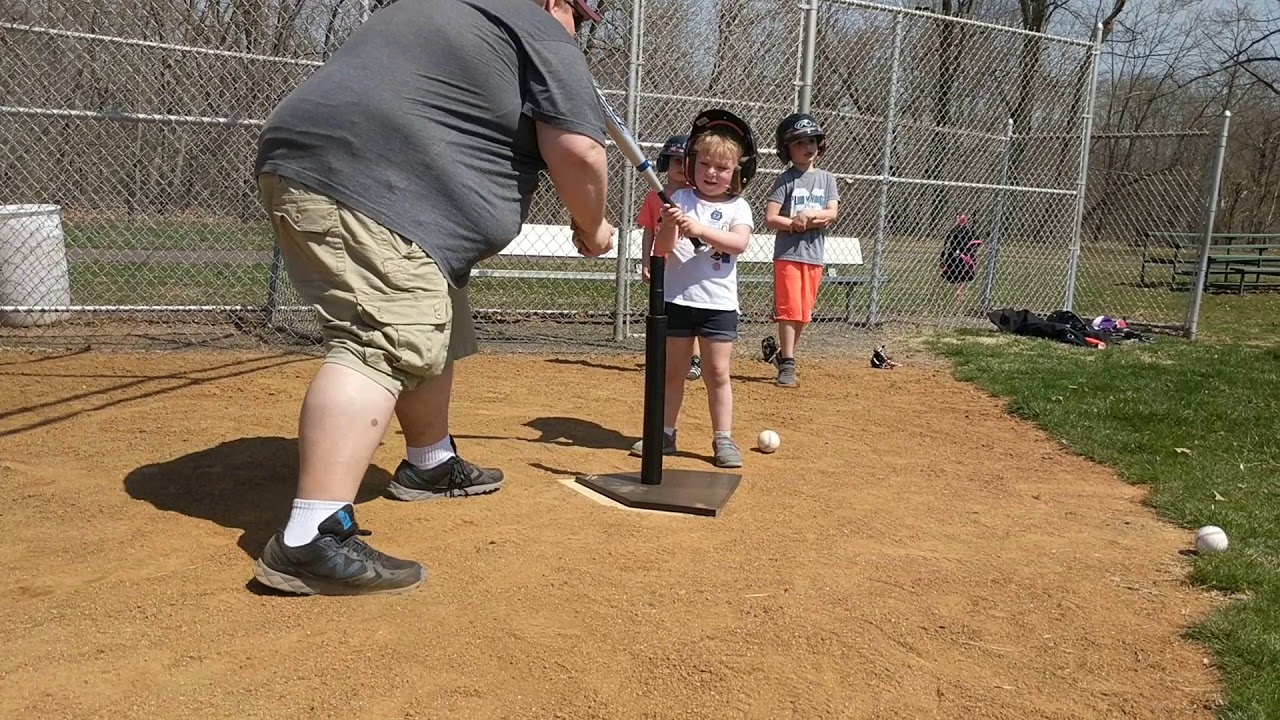 Elise's first t-ball practice - YouTube