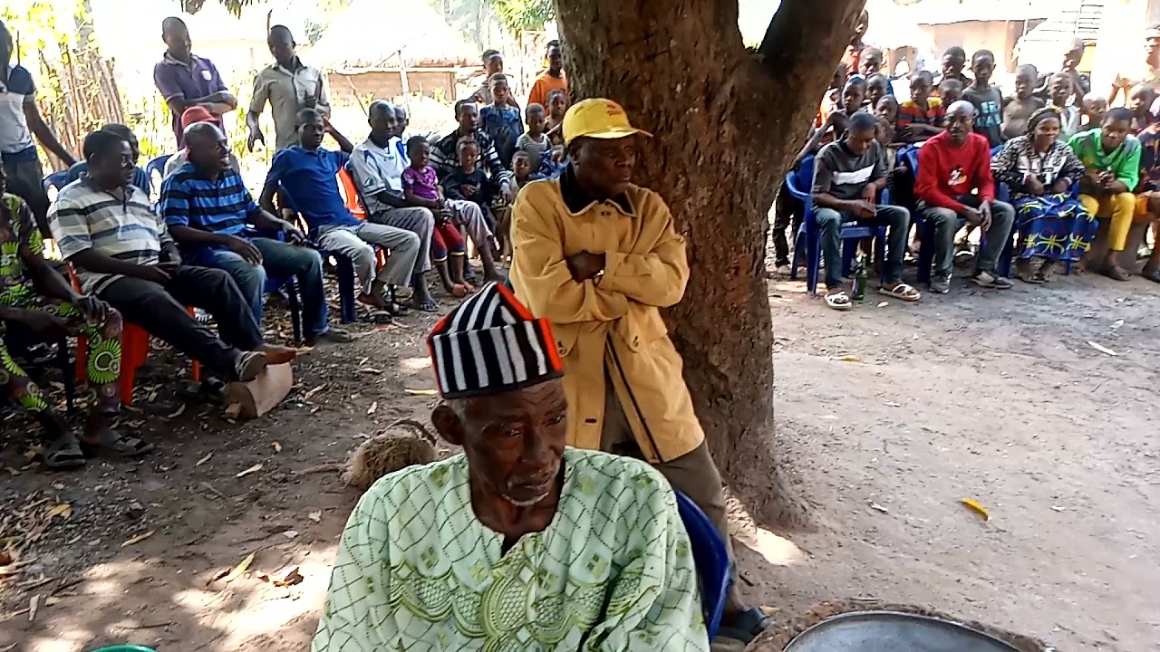 igede cultural dance Ito barracks 5 - YouTube
