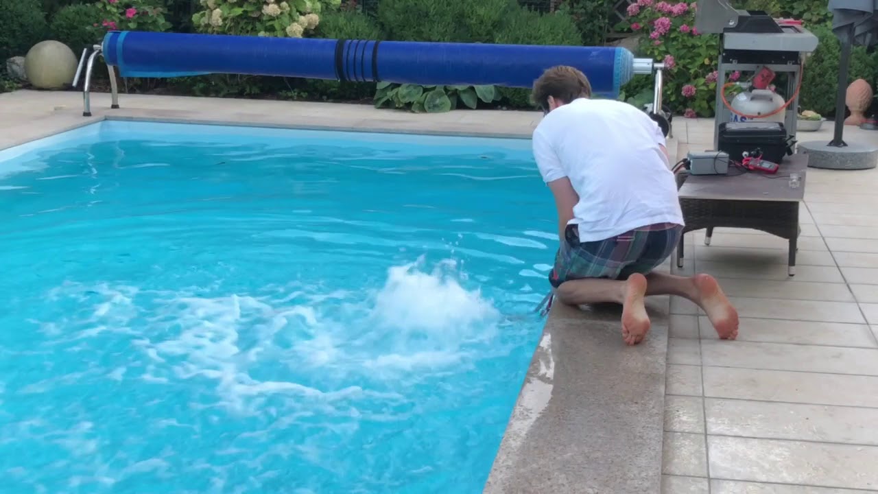 Very Short First Prop Test. It works! (Hydrofoil Project) - YouTube