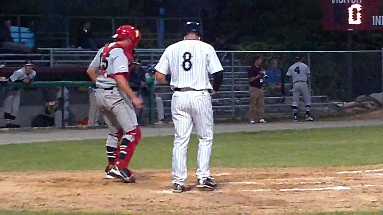 Kevin Mortimer bats for Falmouth Commodores 6/16/2010 - YouTube