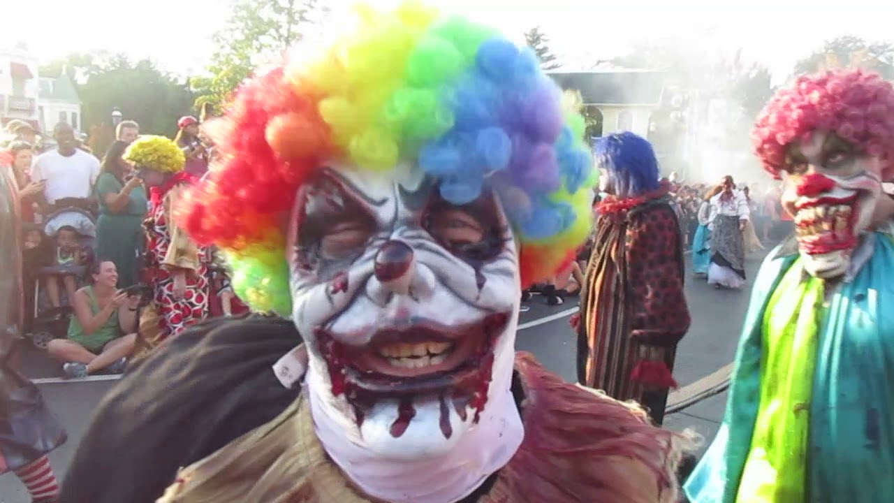 First Uprising Parade Fright Fest Six Flags Great America 9-16-17 - YouTube