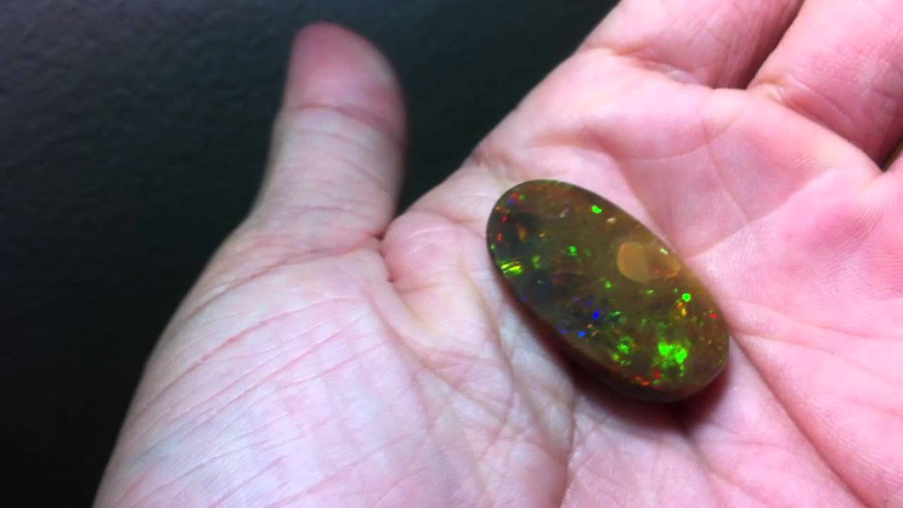 Batu Black Opal / Kalimaya Afrika BOEC009 - YouTube