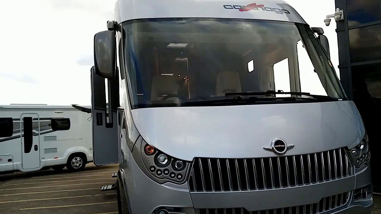 Carthago Liner-For-Two I 53 Iveco Daily 50 C - YouTube