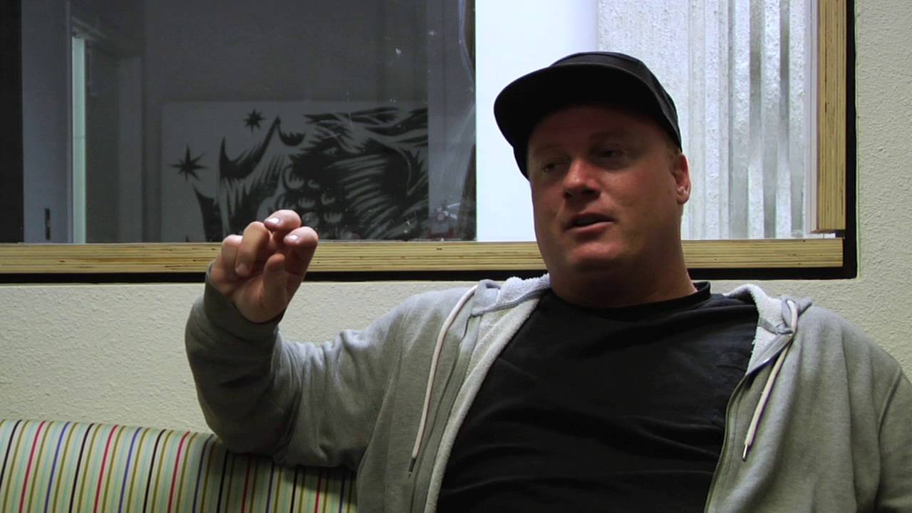 On the Crail Couch with Mike Sinclair - YouTube
