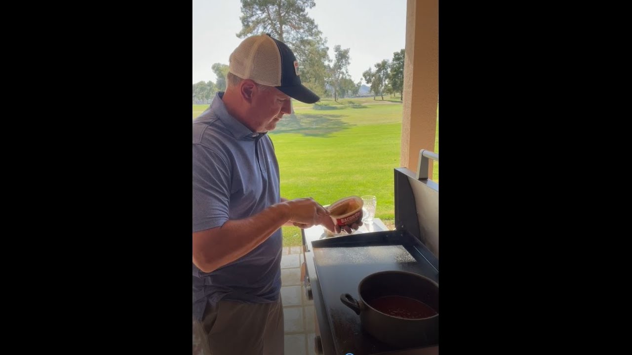 Cooking with Darryl: Sriracha Shrimp - YouTube