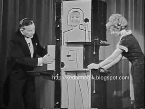 5 - Zig Zag Lady (1965) - Robert Harbin - YouTube