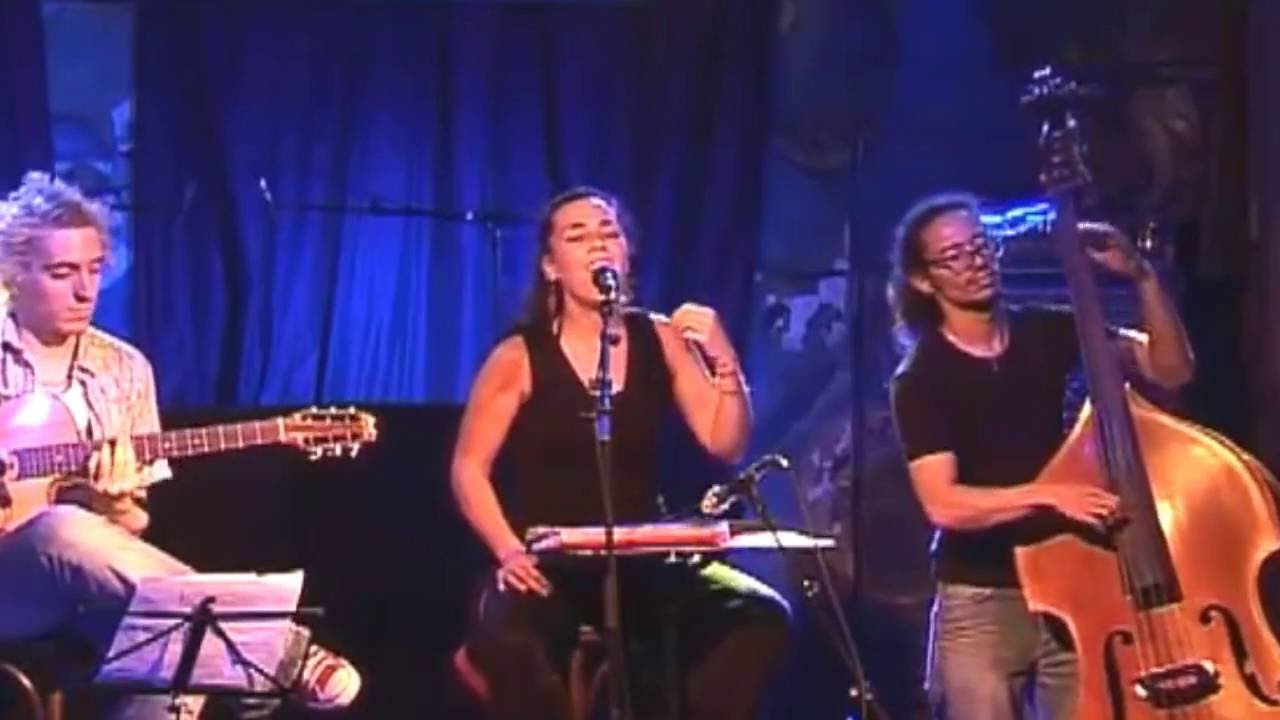 ZAZ "JE VEUX" Live 2008 HD Remastered - YouTube