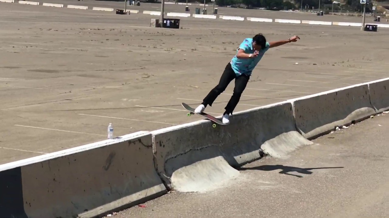 Sunday fun with Corey Duffel and Chris Larue skateboarding - YouTube