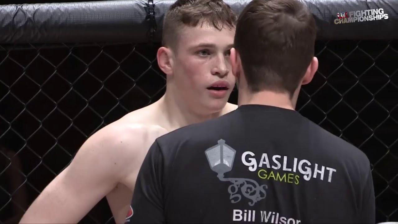 #UKFC3 - Amateur Featherweight Title - Callum Mullen vs. Adam Walsh ...