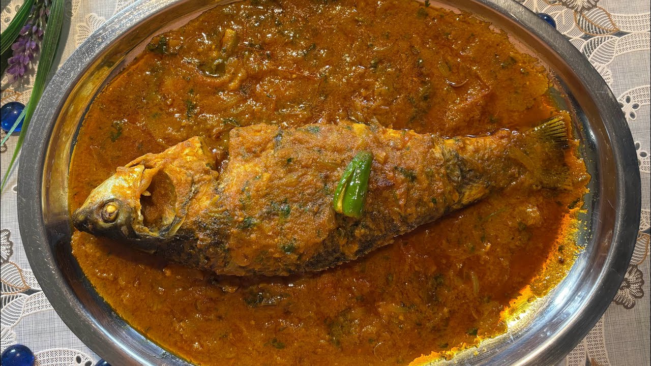 Delicious Rohu Fish Curry Recipe | Must Try Rui Fish Curry | Bengali ...