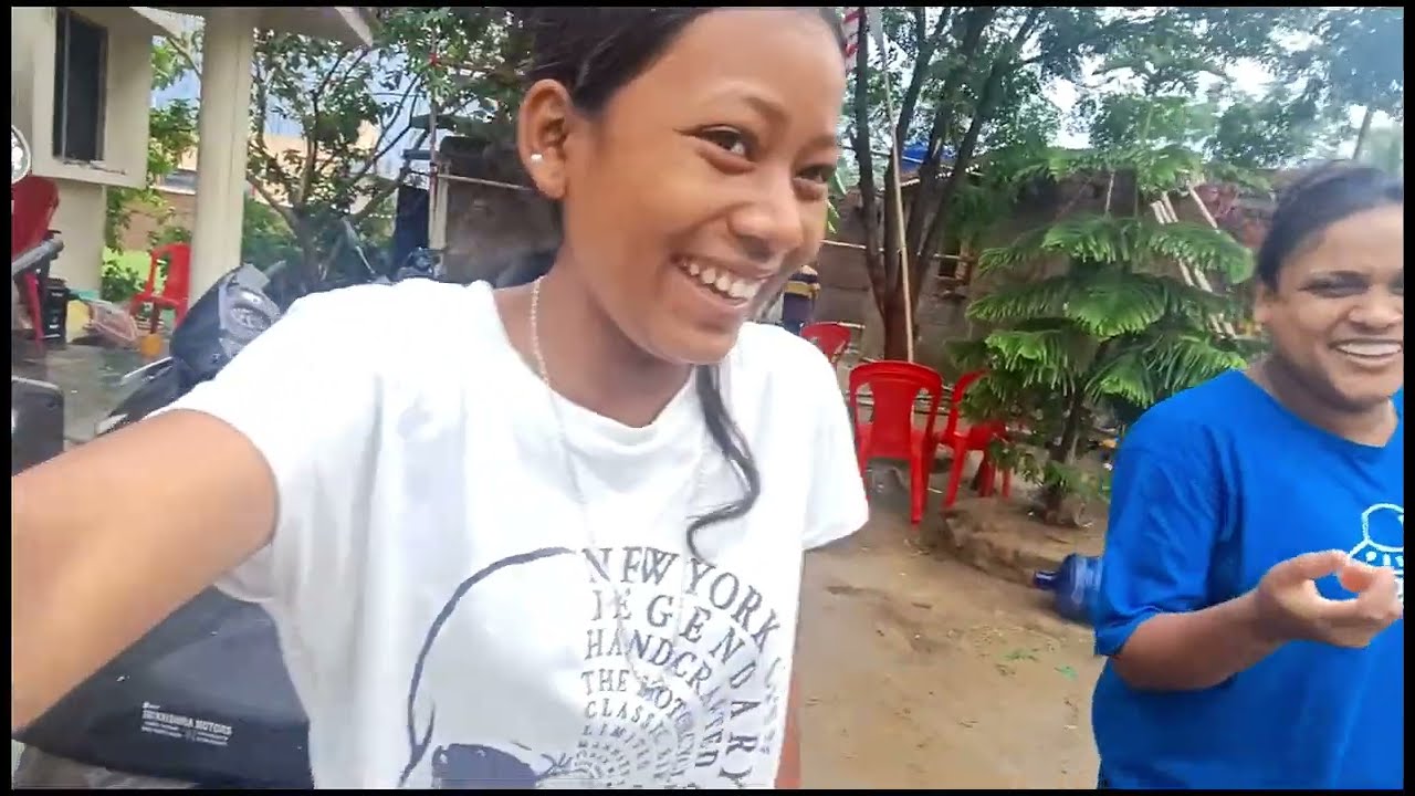 In Out Funny Game | Fun Games - YouTube