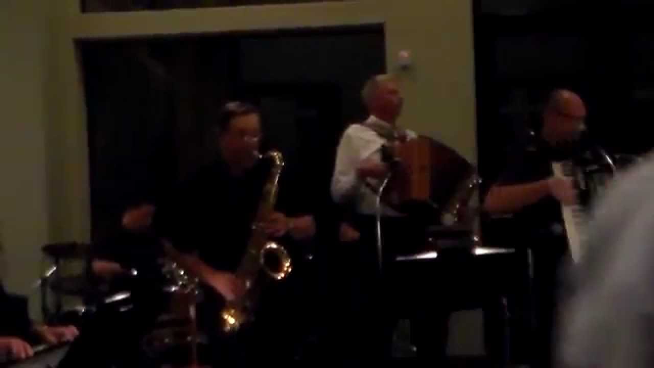 GARY KUNKEL & SOUND CONNECTION POLKA BAND-HOUSTON,TX. 11-15-2014 - YouTube